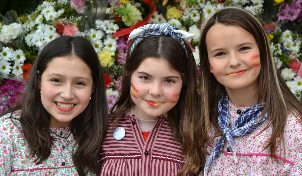 Volvemos a vivir las Fallas - Pureza de Maria Cid